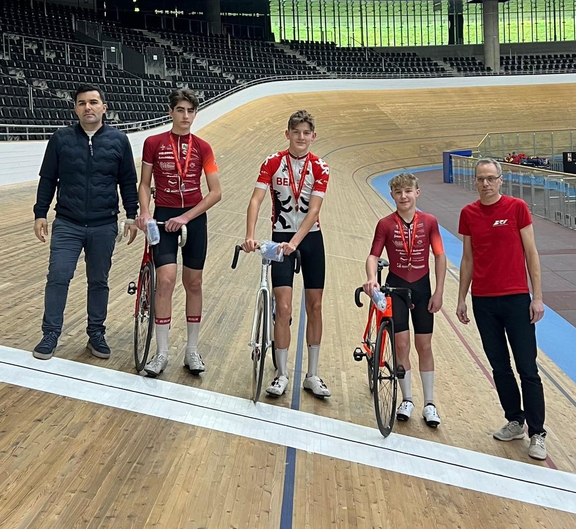 LVM Bahn Omnium U17m 2 Platz Ekain Herrmann 3 Platz Emil Nöppert – SC ...
